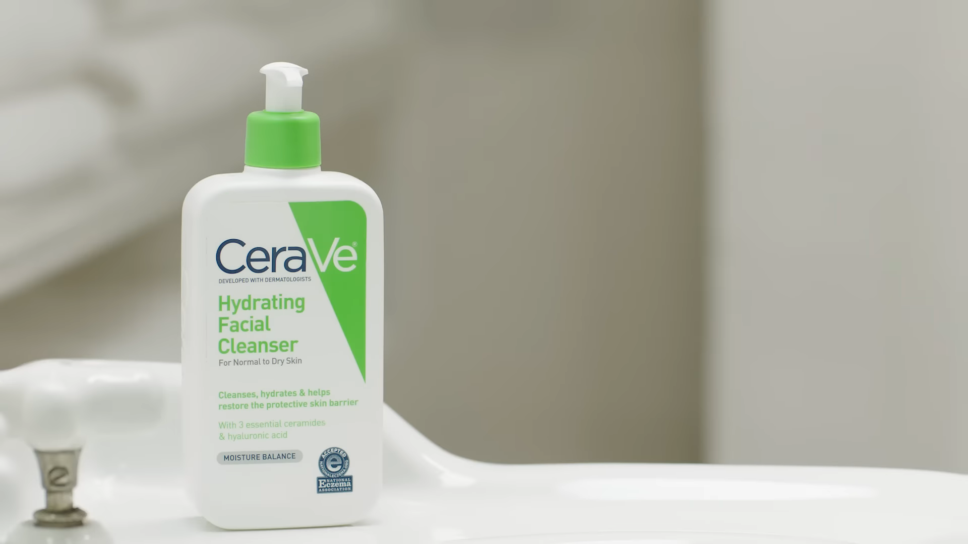 We Tested 15 Drugstore Facial Cleansers - These 5 Impressed Us - Sothy Spa